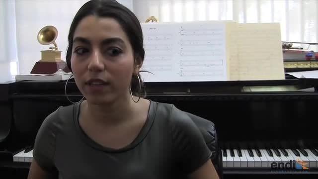 Agatha Casiano lanza su carrera como cantautora - El Nuevo Día