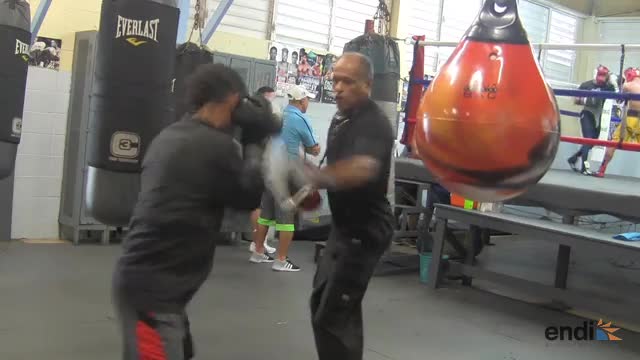 Tito Acosta vs Luis Ceja - El Nuevo Día
