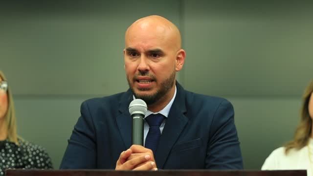 Juramenta el nuevo alcalde de Fajardo pese a protestas en su contra ...