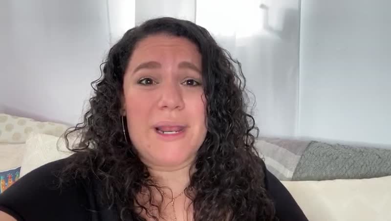 La comediante Norwill Fragoso invita a ver 'Raymond y sus amigos' - El ...