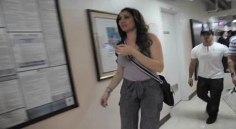 Daniela Droz saluda en Cámara Ready - Videos - Primera Hora