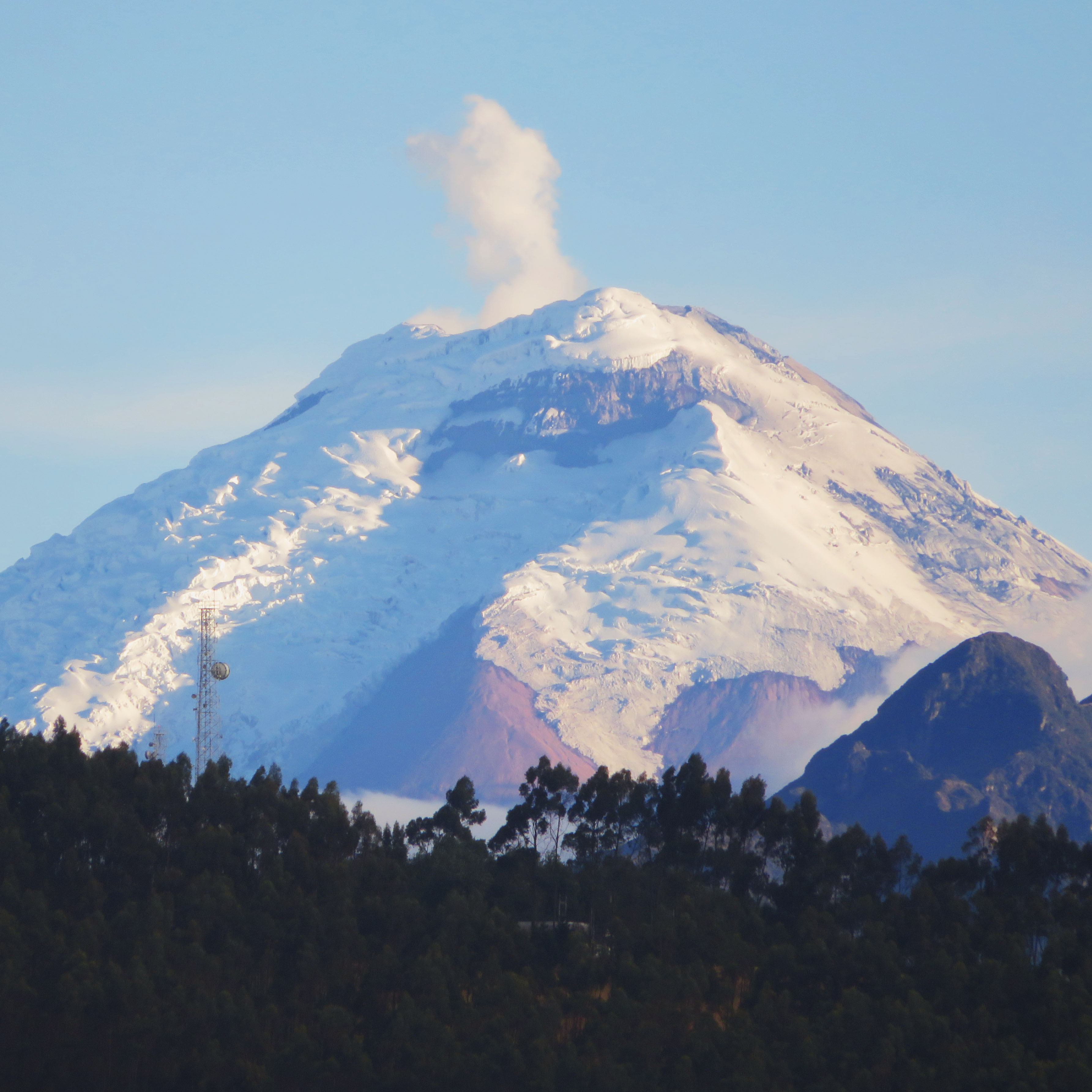 Conoce los volcanes de Ecuador desde la mirada de un puertorriqueño ...