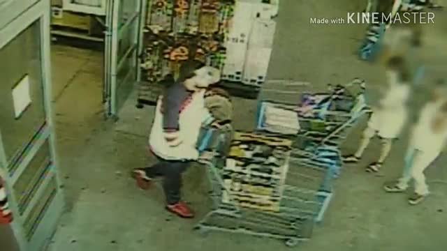 Captan a delincuentes robando generadores en Walmart de Cayey - Videos ...