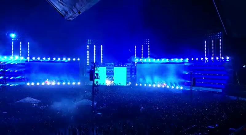 Bad Bunny y Jhay Cortez ponen a bailar al público con Dákiti - El Nuevo Día